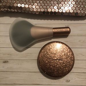 MAC Cosmetics | Makeup | Mac Show Gold Highlighter Brush Bag | Poshmark
